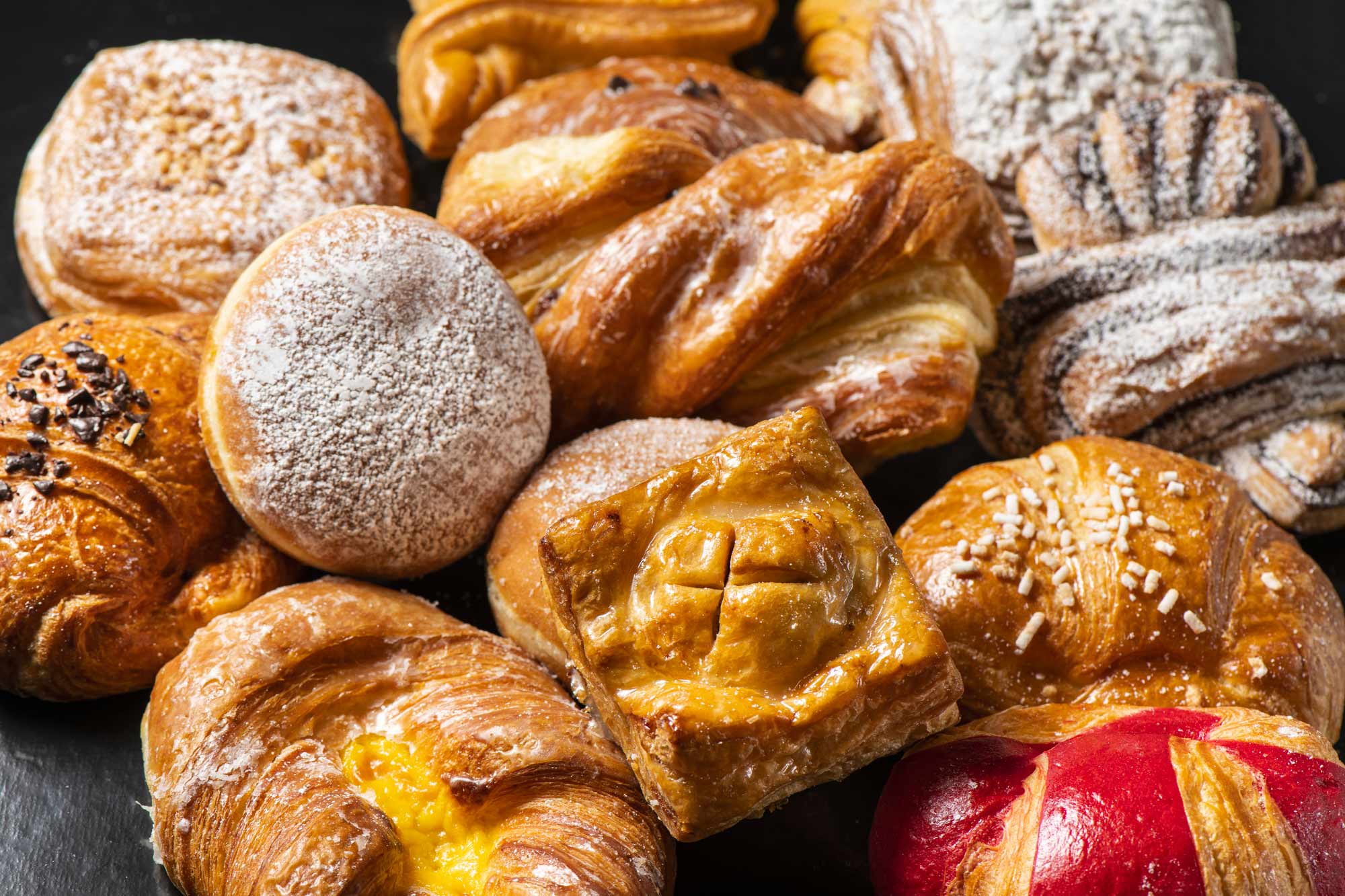 Fornitura di brioches e cornetti per bar a Brescia | Adorà Pasticceria 2.0